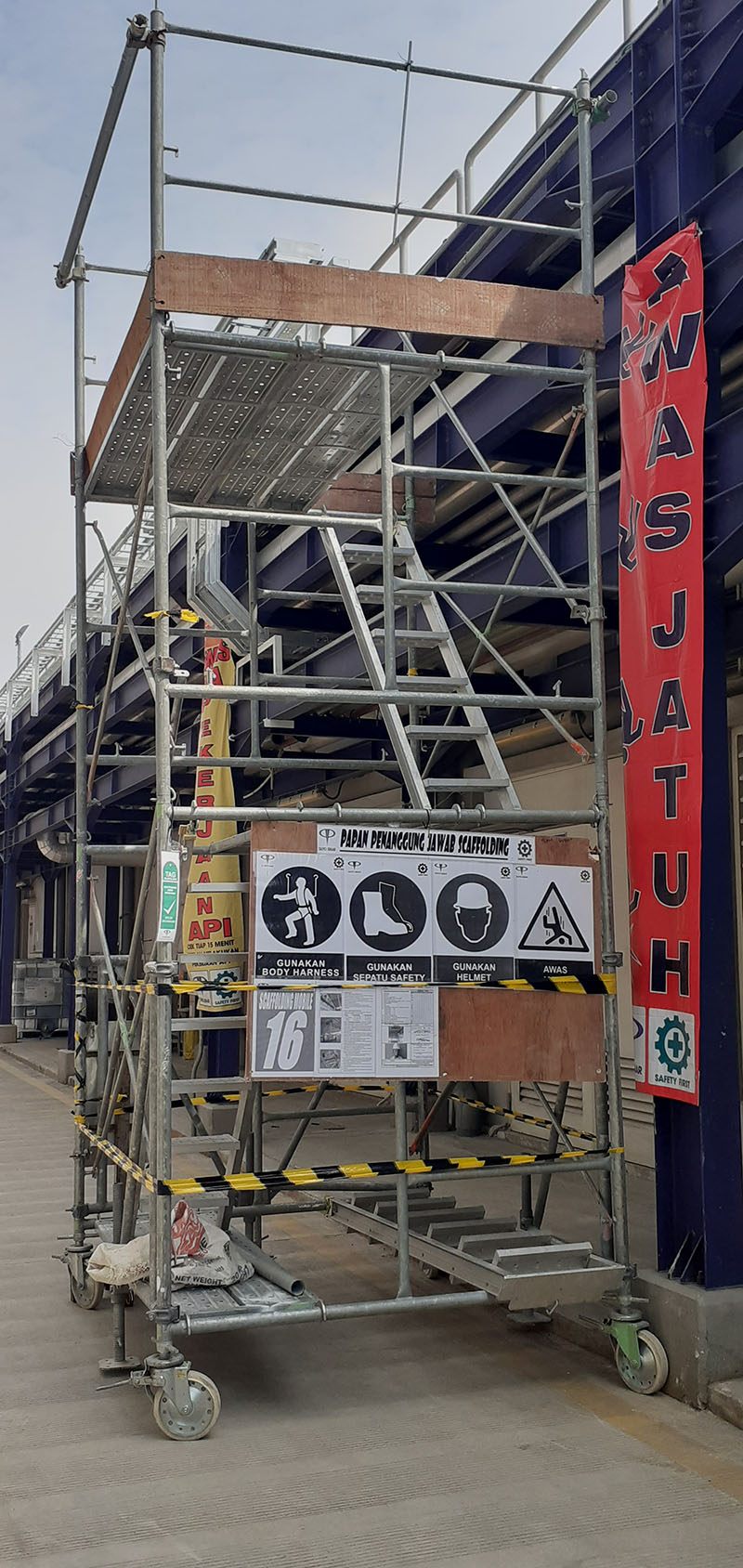 Mighty Base - Rental Scaffolding Terbaik di Indonesia